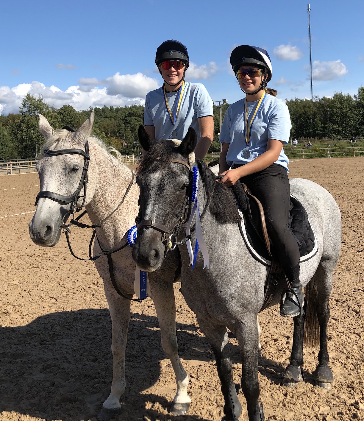 Fantastik tävlingssommar för Alleby Ridklubbs juniorer ”Madde" & ”Ogge ...
